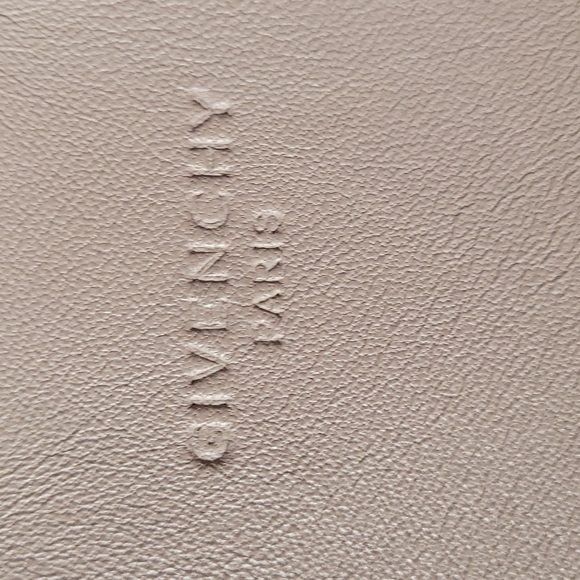 Givenchy | Bags | Givenchy Easy Tote | Poshmark